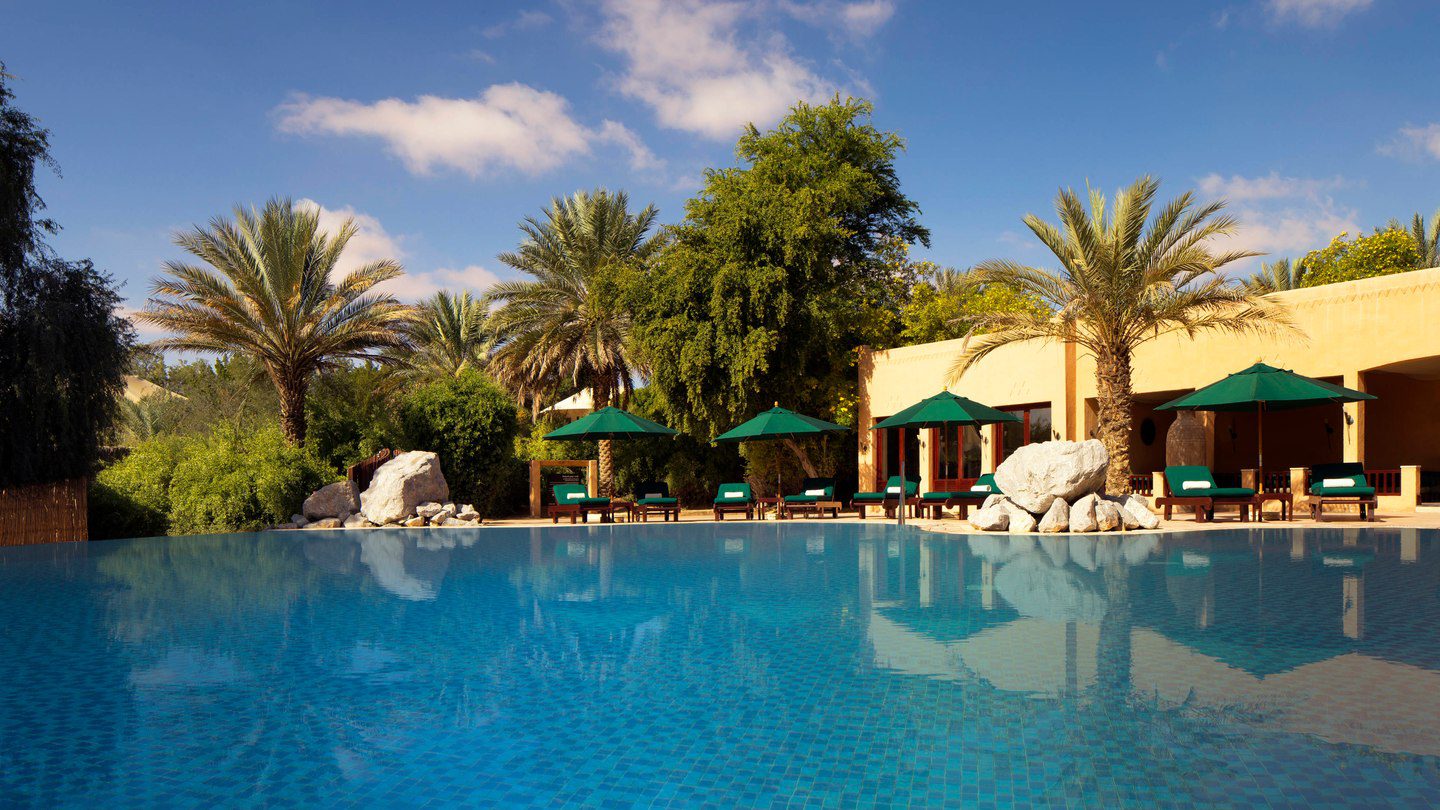 Al Maha Desert Resort & Spa In Dubai - Flawless Crowns