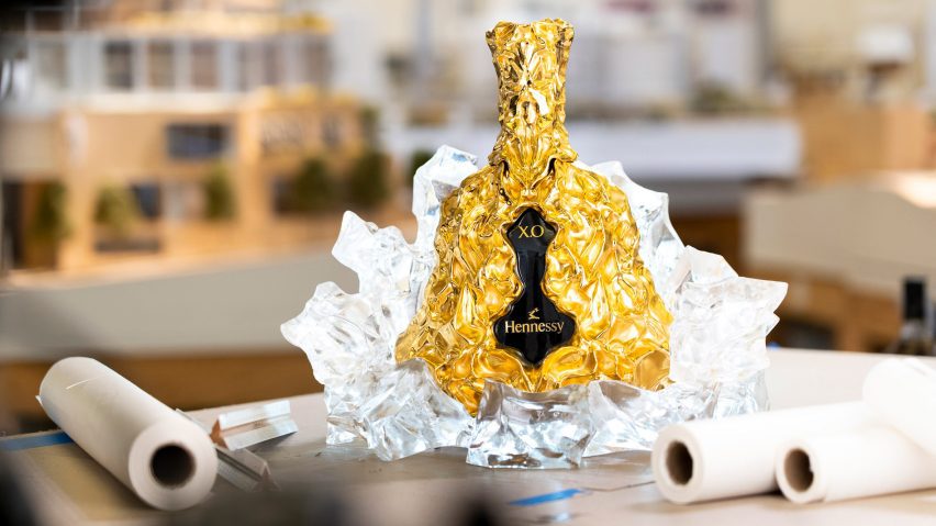 Hennessy X.O Masterpiece Set - Flawless Crowns
