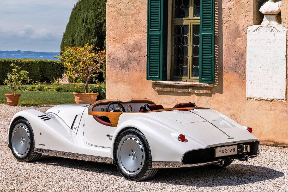 Morgan Midsummer Roadster - Flawless Crowns